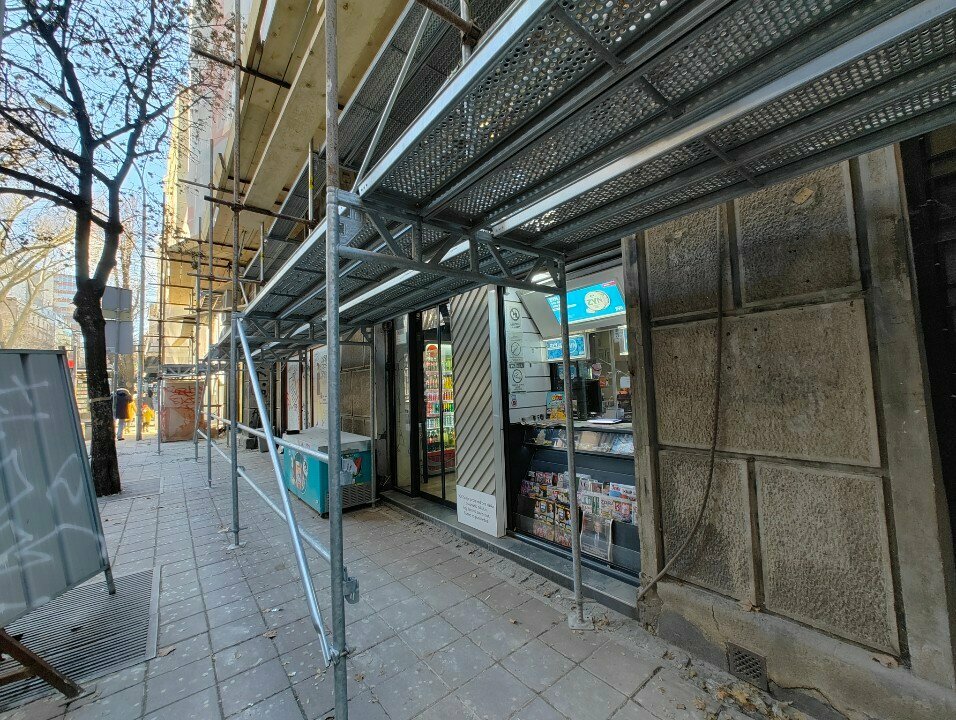 Tütün, sigara mağazaları IQOS, Belgrad, foto
