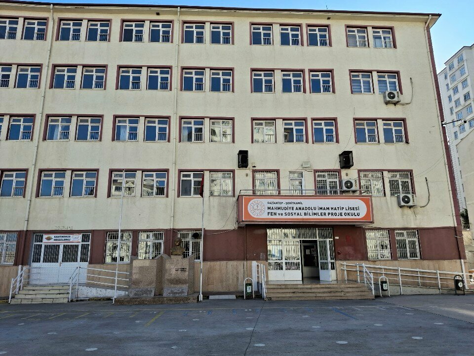 Lise Mahmudiye Erkek Anadolu İmam Hatip Lisesi, Gaziantep, foto