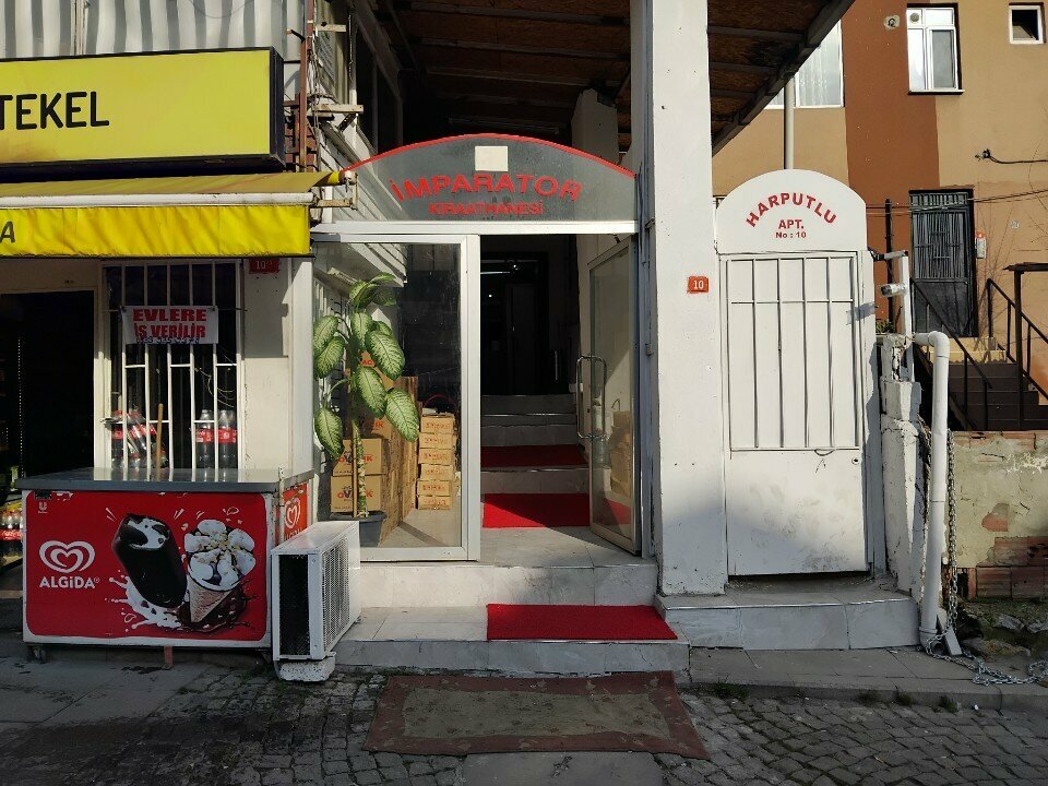 Oyun salonları İmparator Kıraathanesi, İstanbul, foto