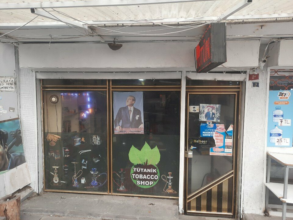 Tütün, sigara mağazaları Tütanik Tobacco Shop, İstanbul, foto