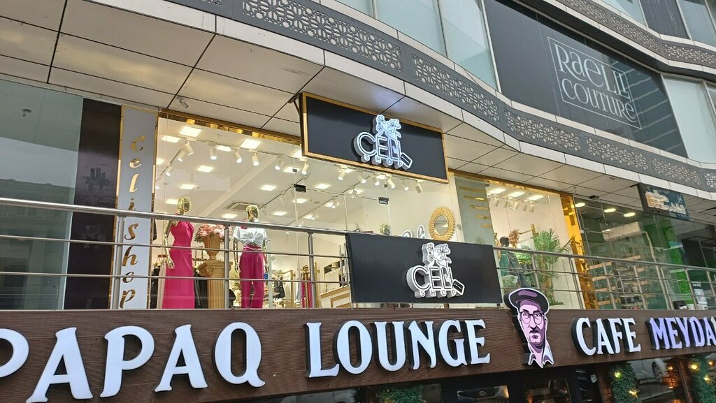 Giyim mağazası Women'S Clothing Garage by Aliyevas, Bakü, foto