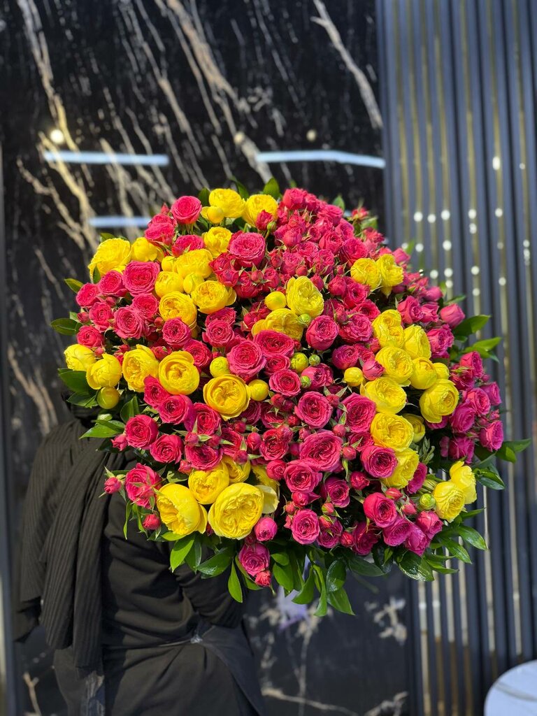 Çiçekçiler Qoratosh Flowers, Taşkent, foto