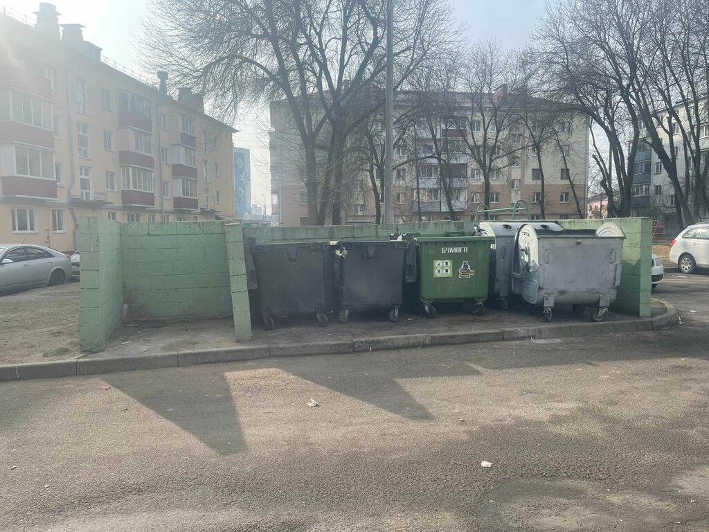 Çöp alanları Trash and garbage disposal area, Minsk, foto
