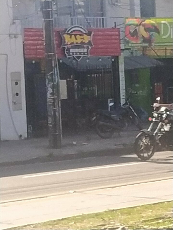 Fast food Bass burger, Santa‑Krus, foto