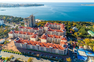 Апартаменты у моря в ЖК Изумрудный Город (Mira Street No:44лит1), otel  Gelencik'ten