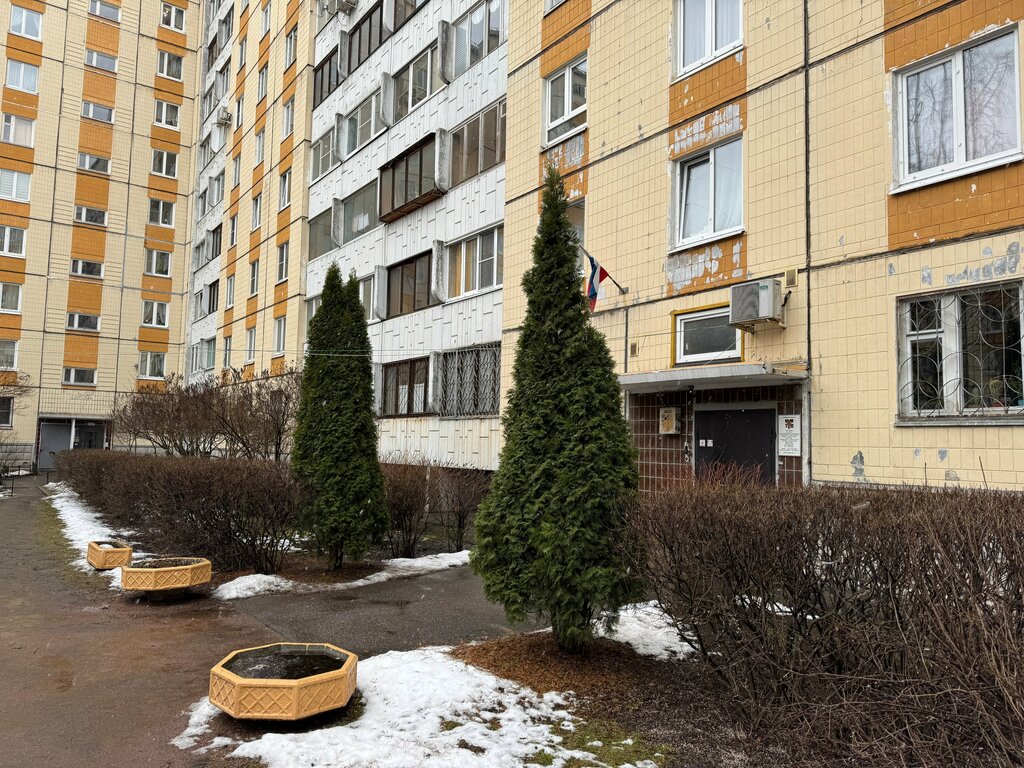 Bina, site yönetimi ТСЖ Воин, Saint‑Petersburg, foto