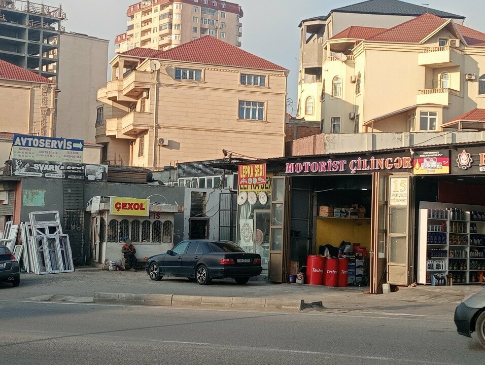 Kapılar Plastik Qapı-Pəncərə, Bakü, foto