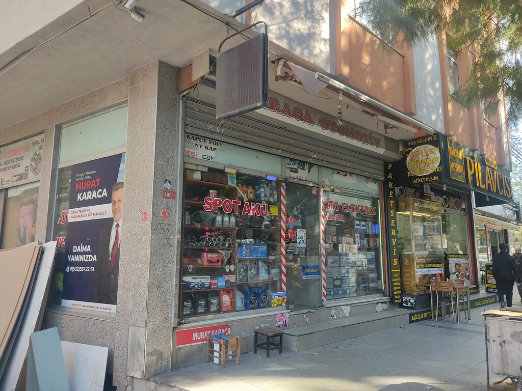 Otomobil yedek parçaları Karaca Otomotiv, İstanbul, foto