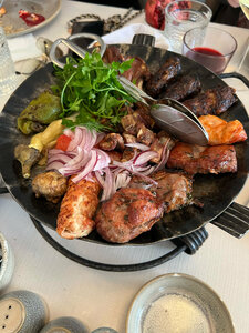 Chayki Restaurant (Neftchilar Avenue No:24/1), restoran  Bakü'den