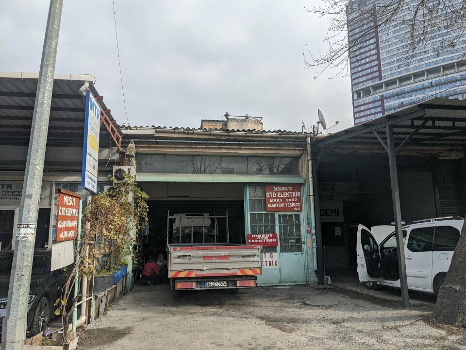 Oto döşeme Mesut Oto Elektrik, İstanbul, foto
