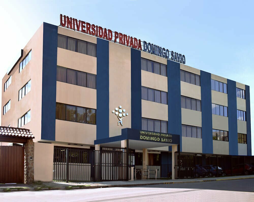 Üniversiteler Universidad Privada Domingo Savio, Cochabamba, foto