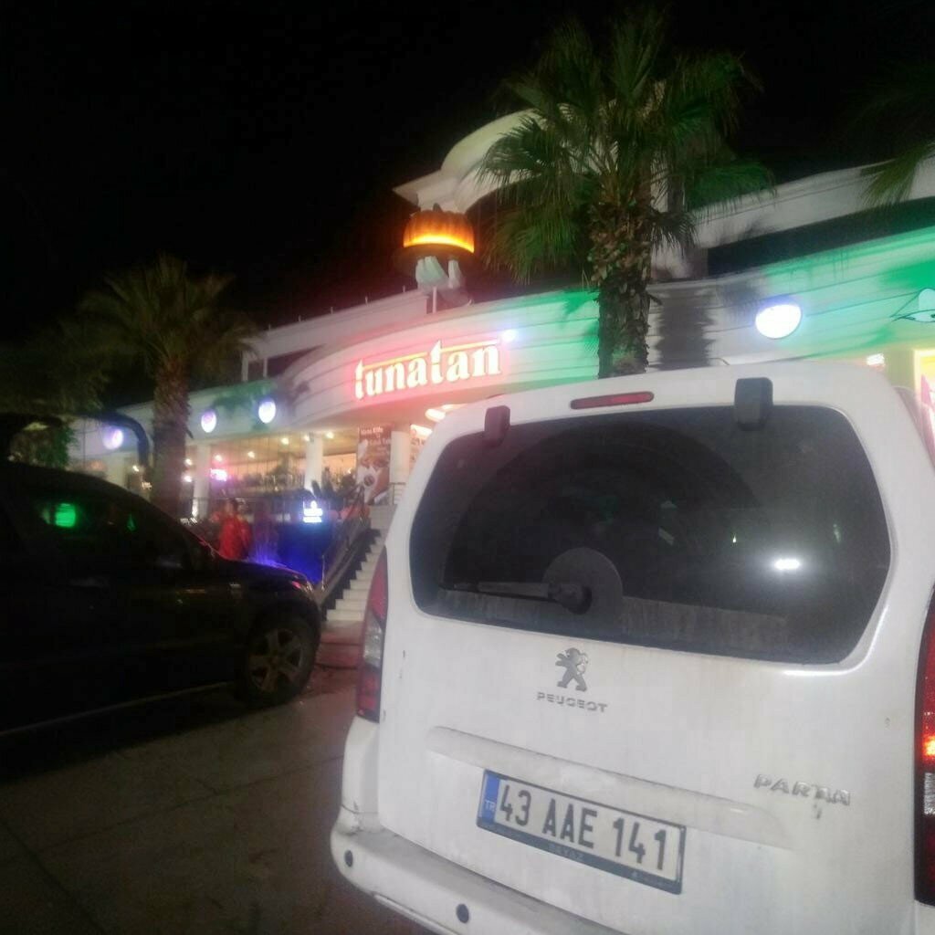 Kafe Gökhan Korkmaz Dinlenme Tesisleri, Pamukova, foto