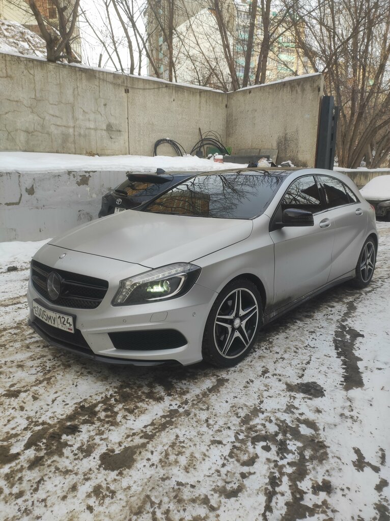 Araç camlarının renklendirilmesi Setup, Krasnoyarsk, foto