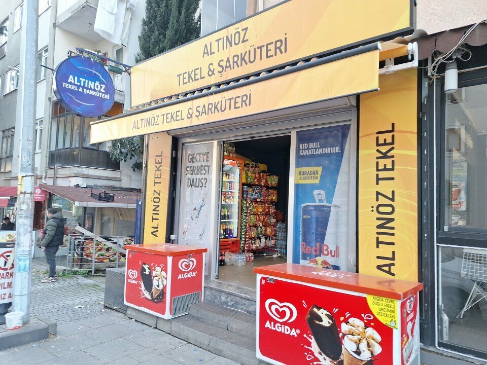 Alkollü içecekler Altınöz Tekel Şarküteri, İstanbul, foto