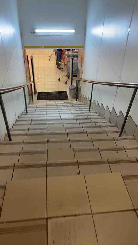 Süpermarket Dixy, Moskova, foto