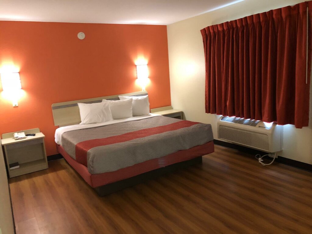 Otel Motel 6 Urbana, Champaign, foto
