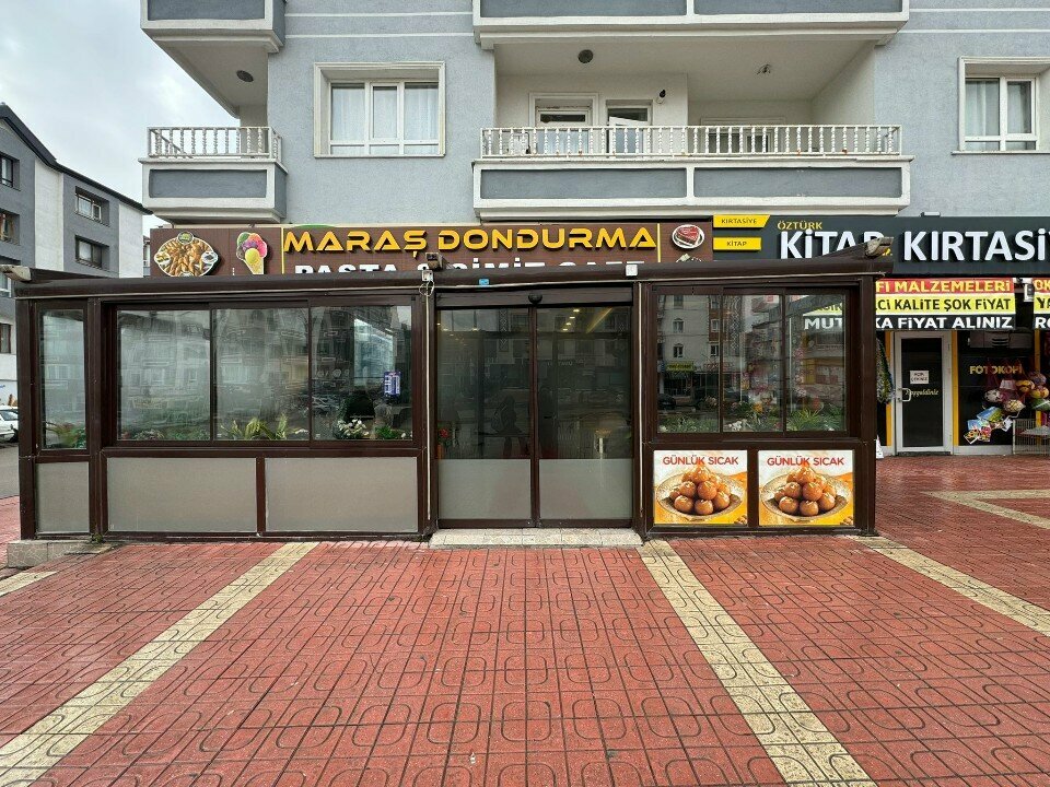 Pasta, şekerleme ve tatlı Maraş Dondurma Pasta Simit Cafe, Ankara, foto