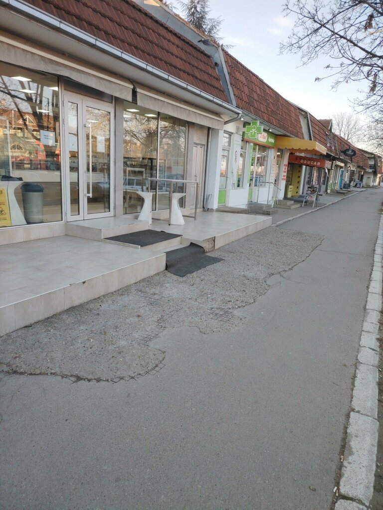 Kasap, şarküteri Butik mesa isidorovic, Belgrad, foto