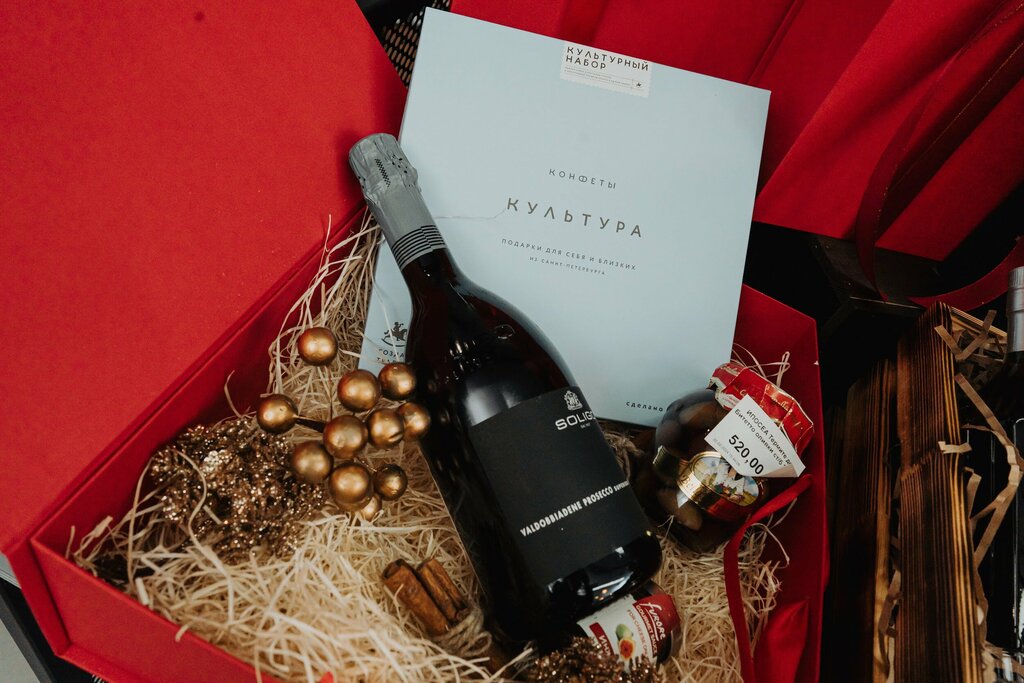 Alkollü içecekler Вино & Виски, Saint‑Petersburg, foto