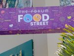The forum parking food street (Service Lane No:424, Clifton, Block 9), restoran  Karaçi'den
