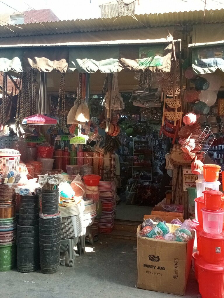 Büyük mağazalar Nayeem karakory shop, Karaçi, foto