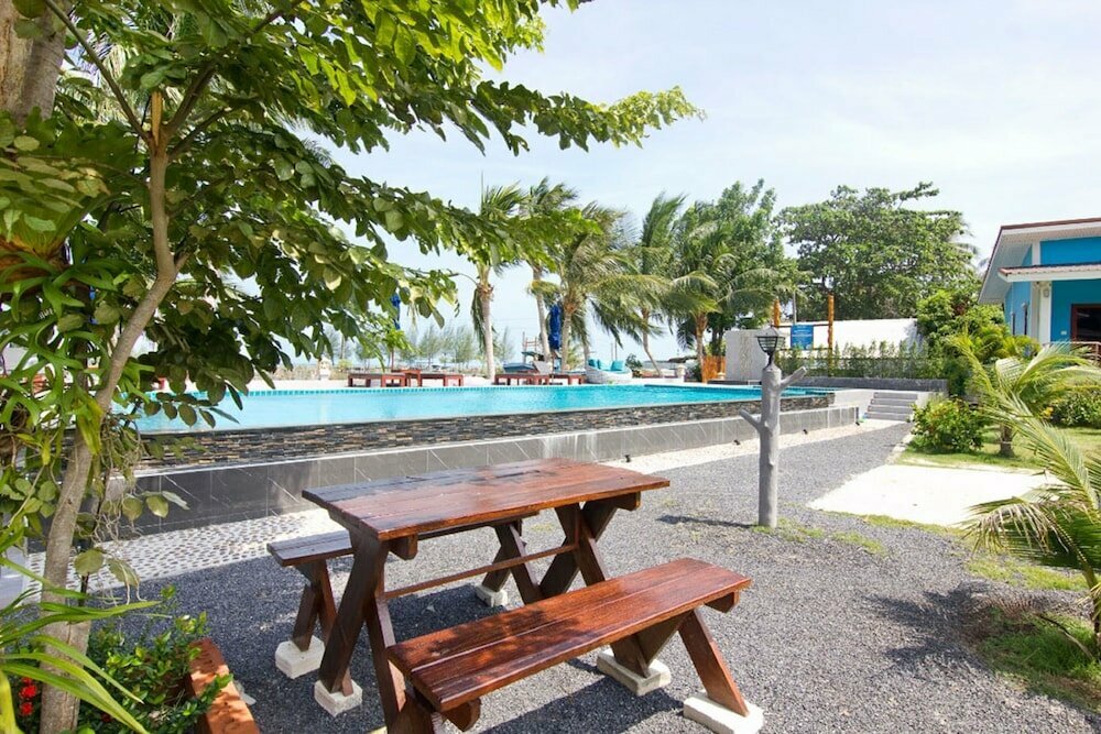 Otel Breeze Bay Villa, , foto