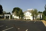 Duksa Family Funeral Homes at Newington Memorial (Connecticut, Hartford County, Newington), cenaze hizmetleri  Newington'dan