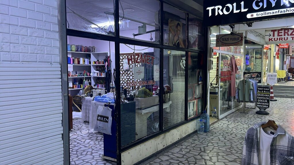 Terziler Terzi Sema Abla, İstanbul, foto