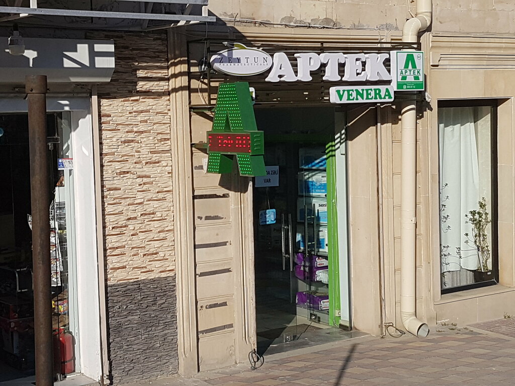 Eczaneler Venera Aptek, Bakü, foto