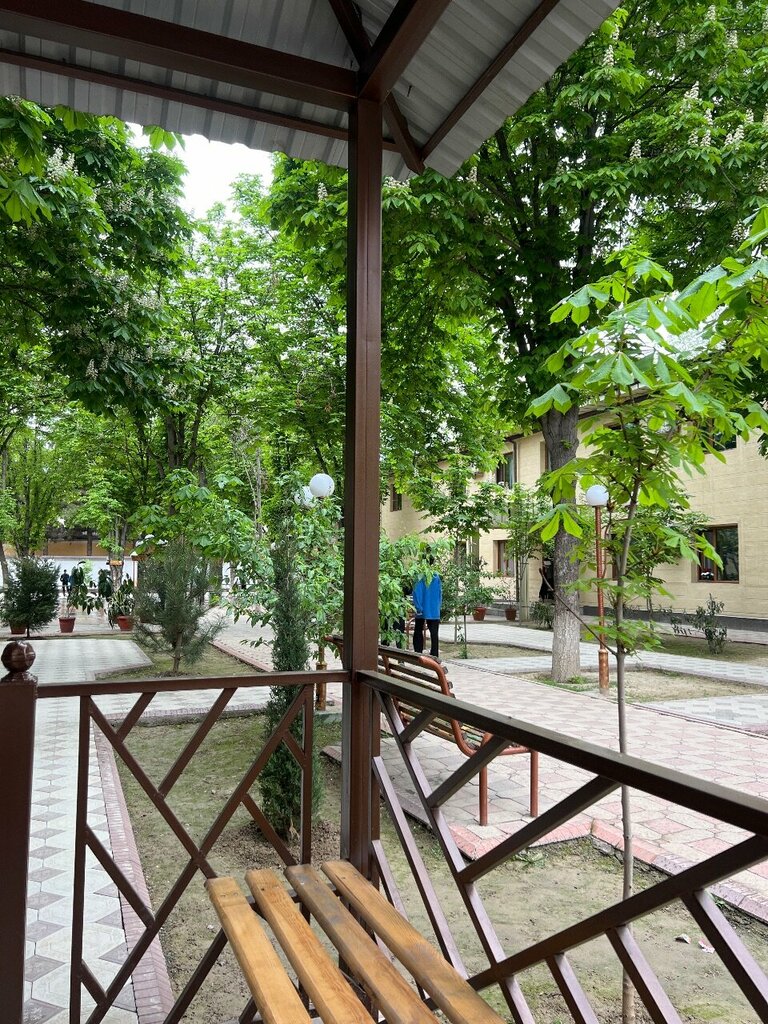 Özel okul Zahiriddin Muhammad Bobur Universal Academy, Andican, foto