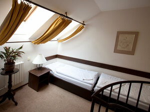 Hotel U Krize (Újezd No:423/20, Prague), otel  Prag'dan