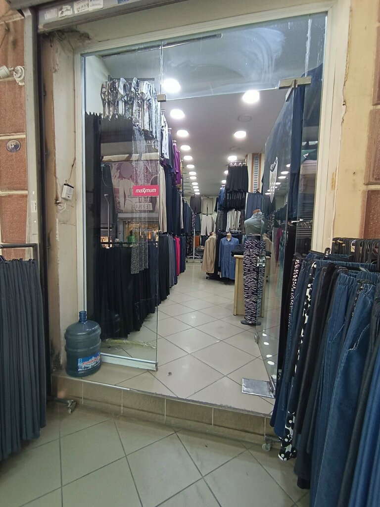 Giyim mağazası Nevka Collection, İzmir, foto