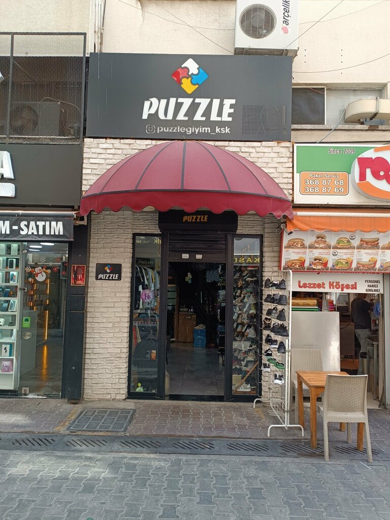 Giyim mağazası Puzzle Fashion, İzmir, foto
