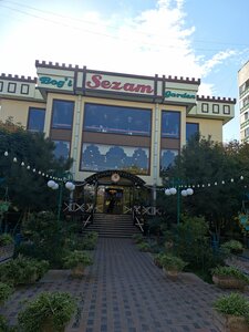 Sezam Garden (Tashkent, Yunusabad District, Billur Mahallah), kafe  Taşkent'ten