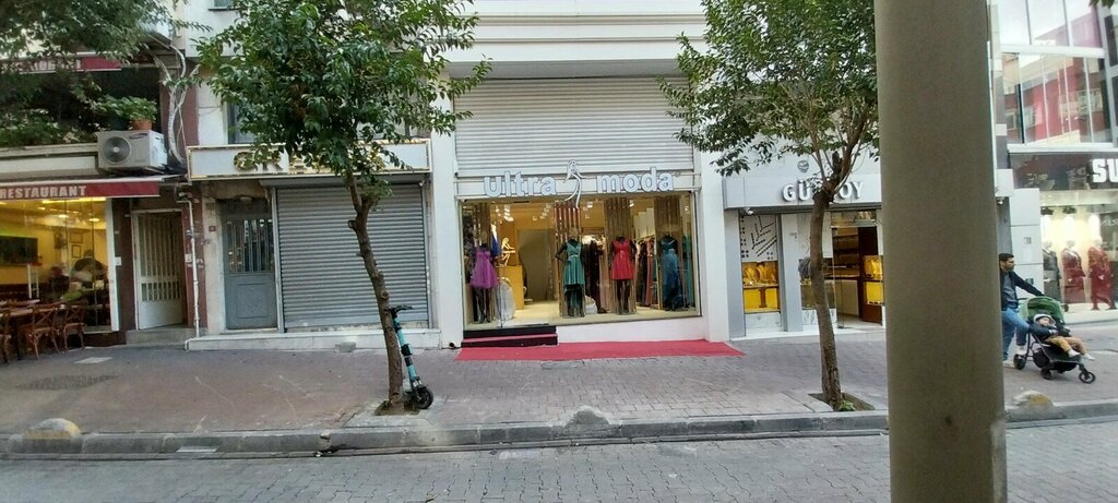 Giyim mağazası Ultra Moda, İstanbul, foto
