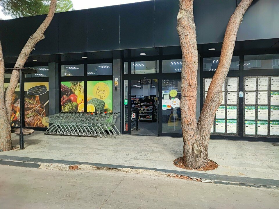Süpermarket Hanif Pehlivanoğlu, İzmir, foto