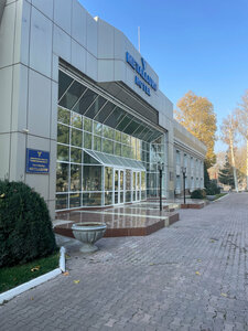 Hotel Metallurg (Uzbekistan Street No:12A, Bekabad), otel  Bekabat'tan