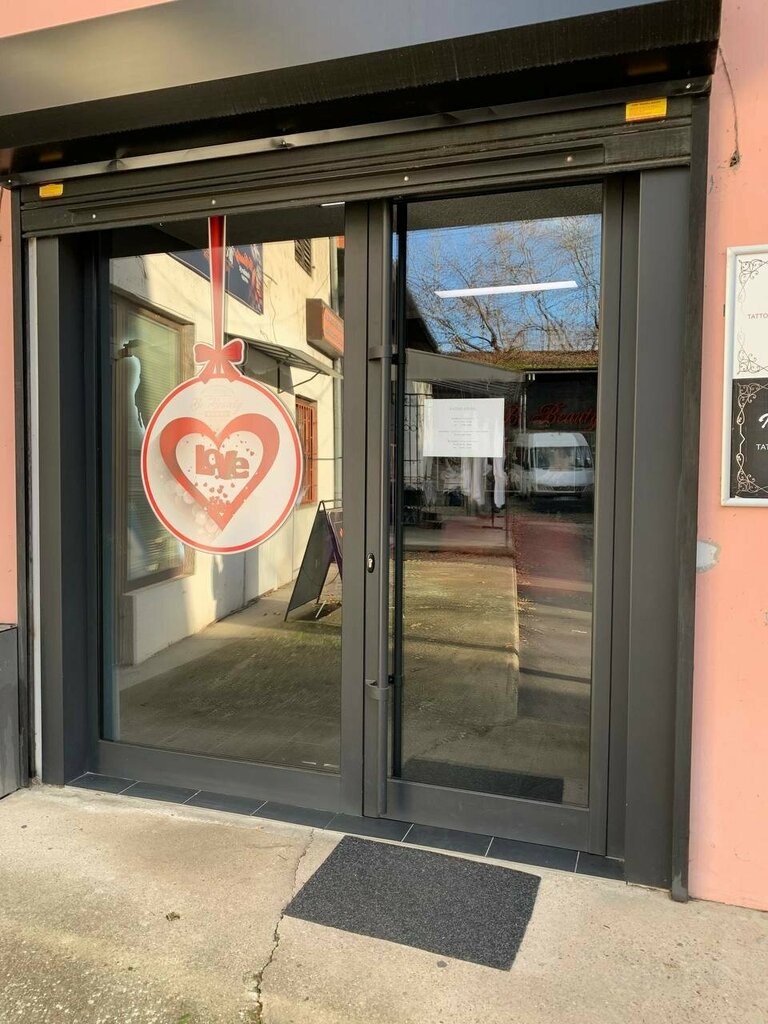 Dövmeciler BeBeauty TattooPiercing, Novi Sad, foto