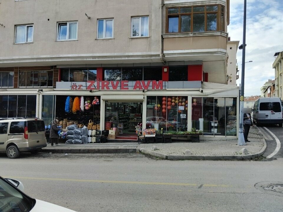 Büyük mağazalar Öz Zirve Avm, İstanbul, foto