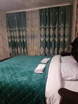 Лариса (Leningradskiy prospekt No:10А), otel  Novy Urengoy'dan