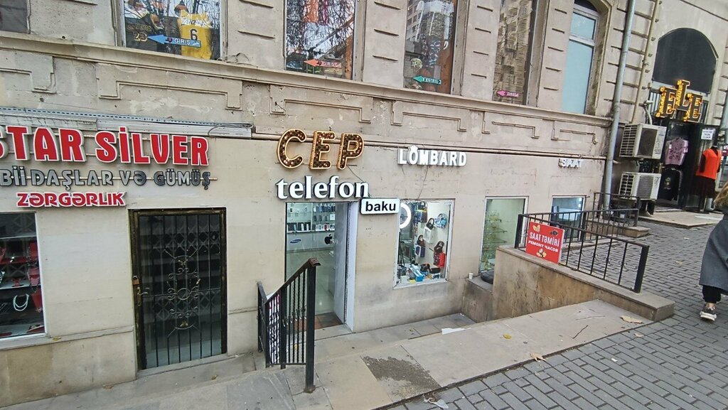 Cep telefonu aksesuarları Cep telefon, Bakü, foto