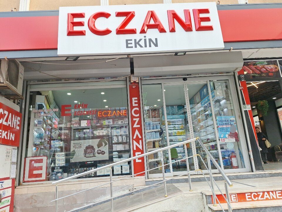 Eczaneler Ekin Eczanesi, İstanbul, foto