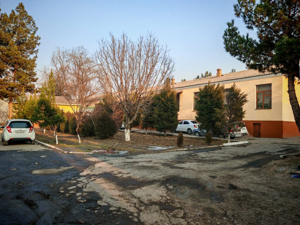 Ortaokul Andijan District School № 56, Andican eyaleti, foto