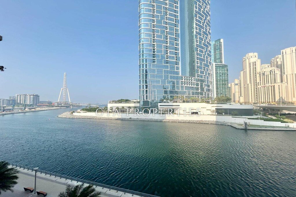 Emlak ofisi Gta Properties, Dubai, foto