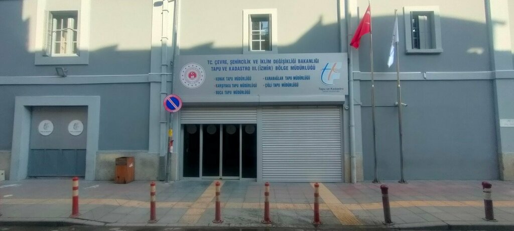 Tapu ve kadastro Karşıyaka Tapu Müdürlüğü, İzmir, foto