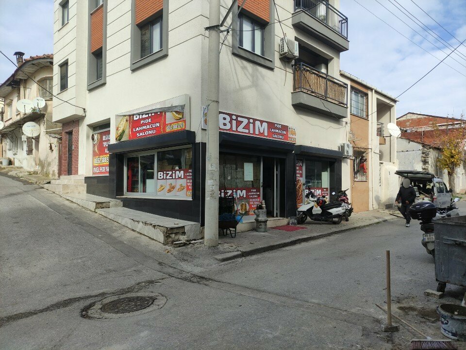Kafe Bizim Pide, İzmir, foto