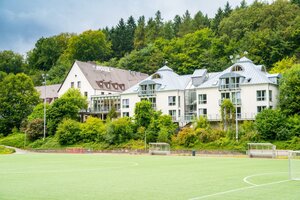 Sporthotel Fuchsbachtal (Bergstraße No:54, Barsinghausen), otel  Barsinghausen'dan
