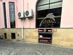 Şaurma House (Bunyad Sеrdarov Street No:18A), kafe  Bakü'den