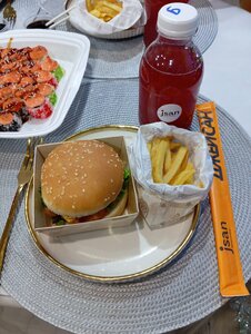 JSan Belebey (Volgogradskaya ulitsa No:9/2, Belebey), suşi restoranı  Belebey'den