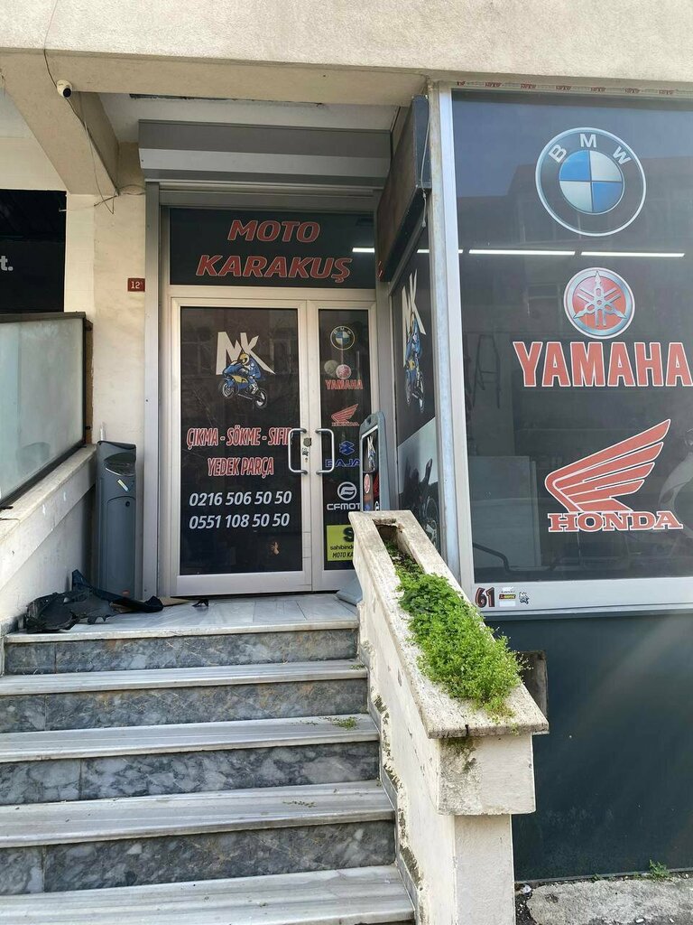Motosiklet yedek parçaları Moto Karakuş, İstanbul, foto